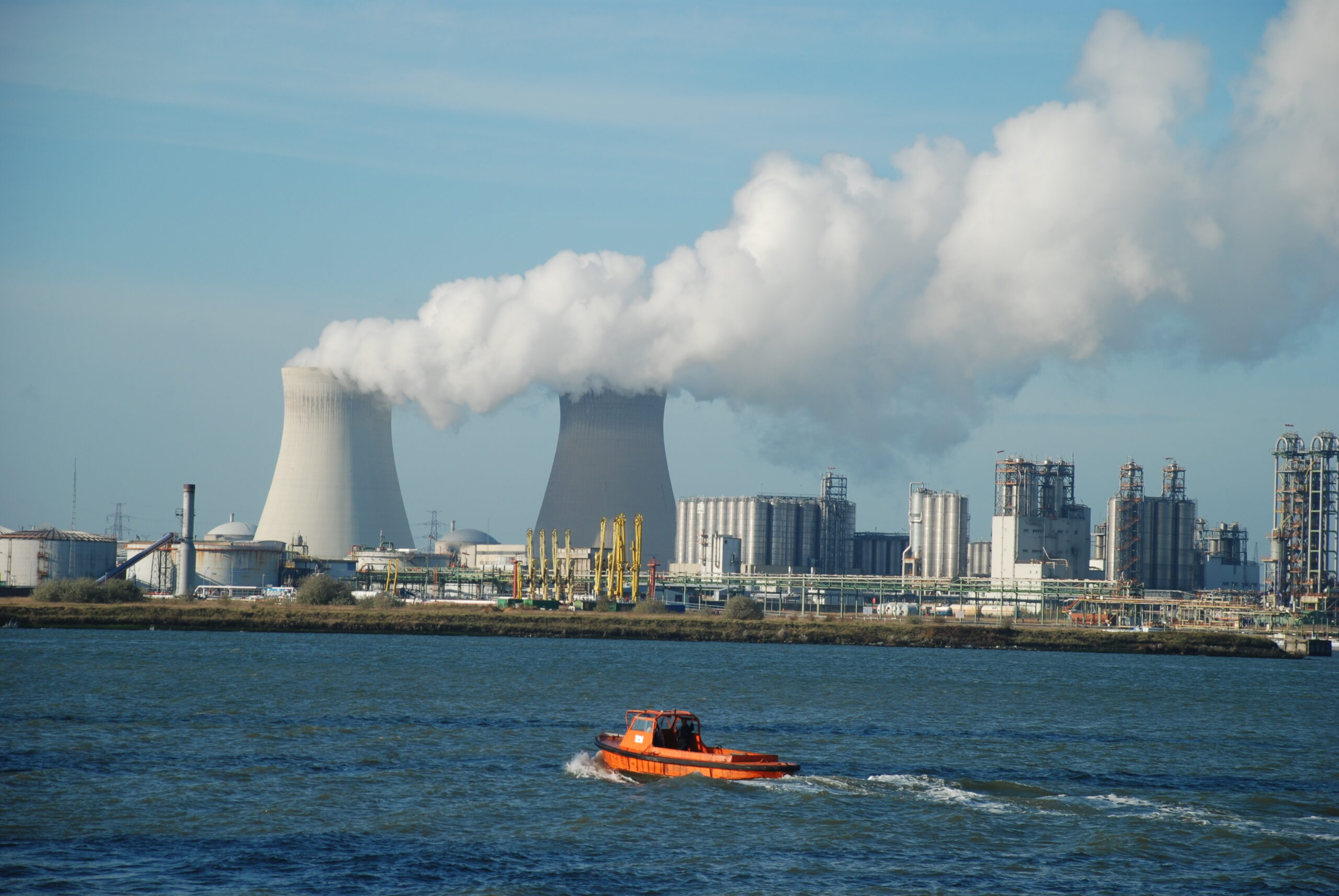 Kernafval in Doel stapelt zich op