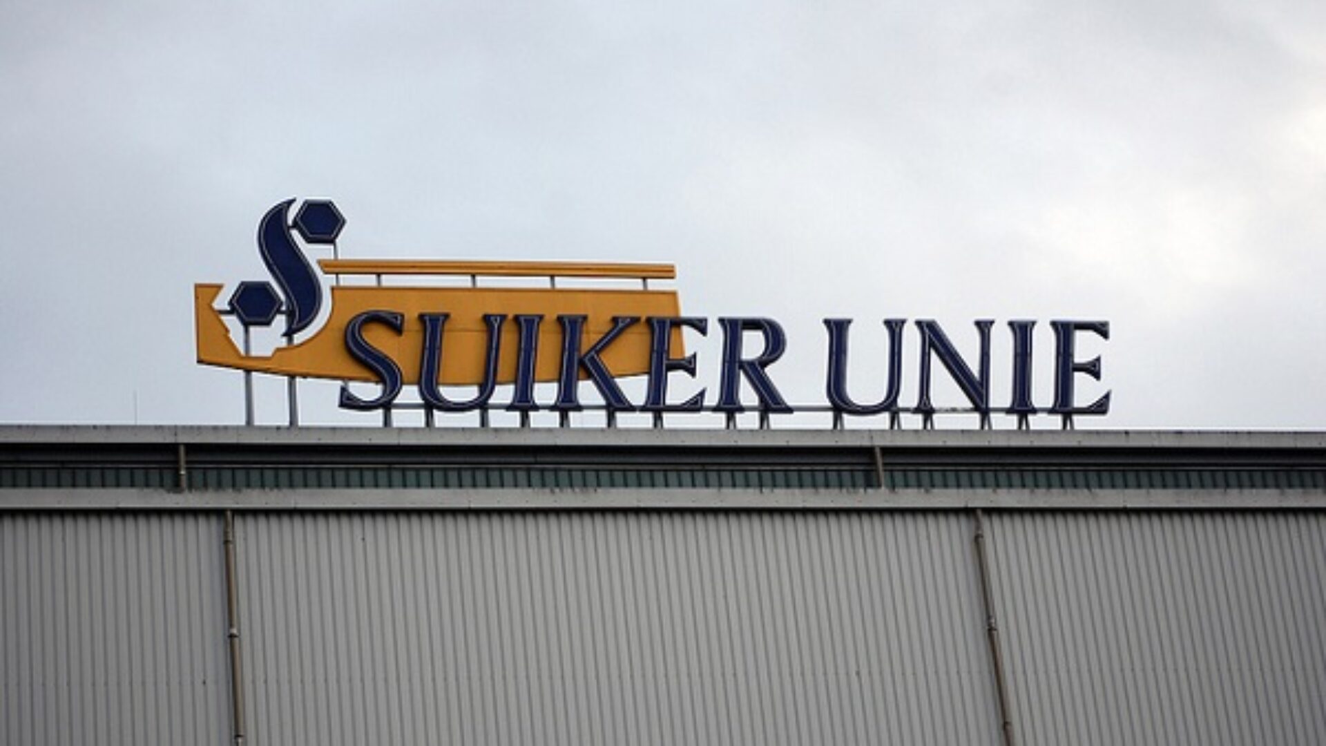 Vakbonden en Suiker Unie akkoord over nieuwe cao Vakbonden en Suiker Unie akkoord over nieuwe cao