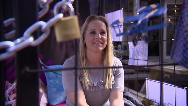 Nicolien Kroon sluit zich twaalf uur op tegen kinderprostitutie