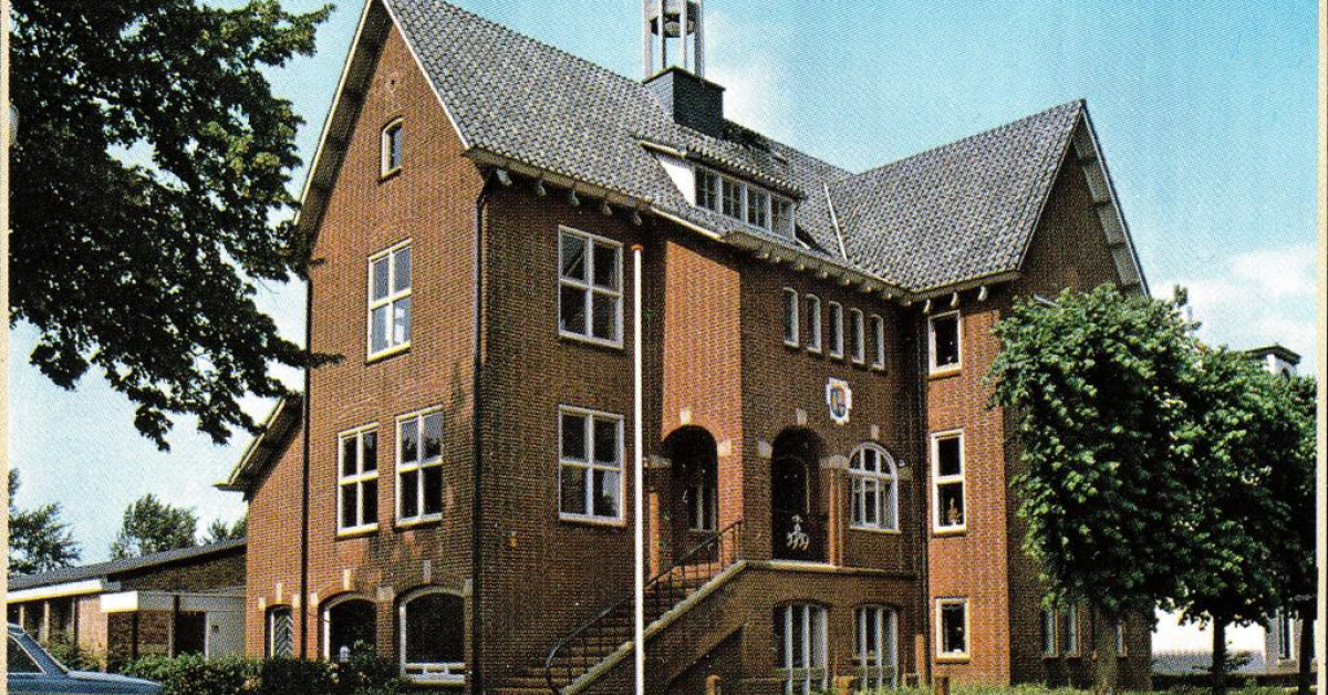 Oude gemeentehuis Ossendrecht wordt gemeentelijk monument