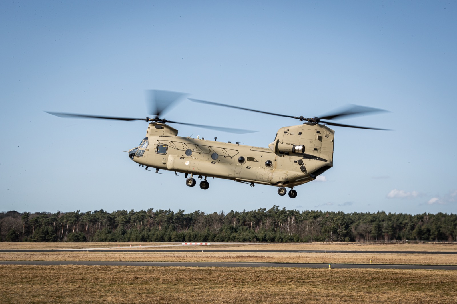Logistiek Centrum Woensdrecht past nieuwe Chinooks aan voor Koninklijke ...