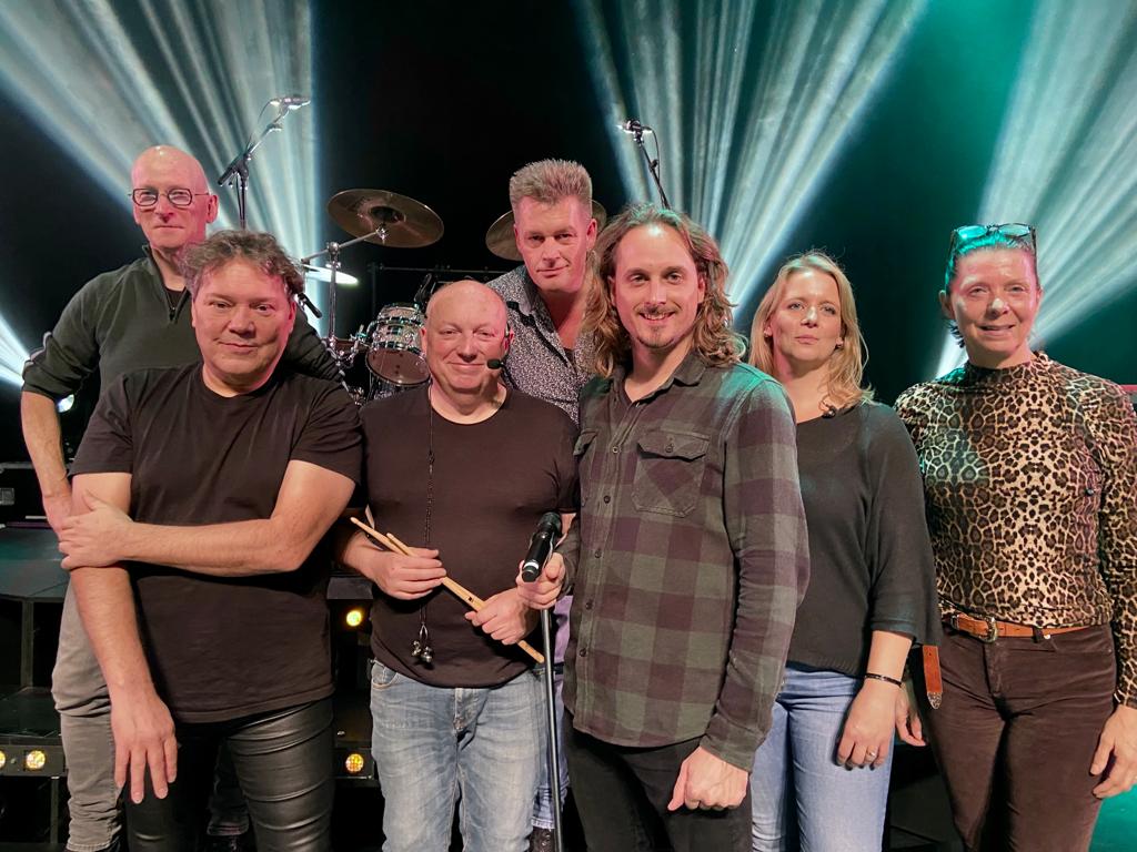 Queen tribute band Crazy Little Things op tournee door Nederland