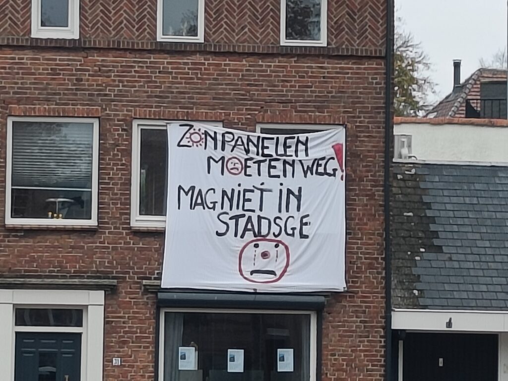 Lijst Linssen wil versoepeling beleid zonnepanelen in Bergse binnenstad