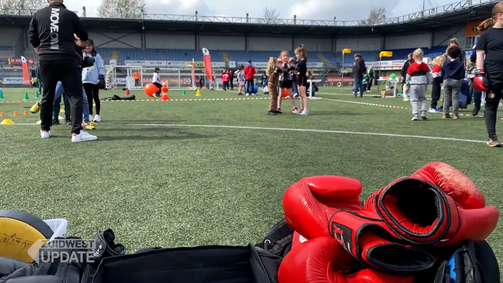 Sport- en cultuurkermis in ATIK-stadion maakt jong en oud stapje ...
