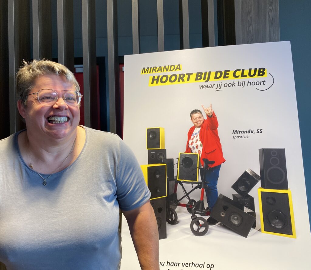 Spastische Miranda (55) is ambassadeur voor inclusief Roosendaal: ‘Ze ...
