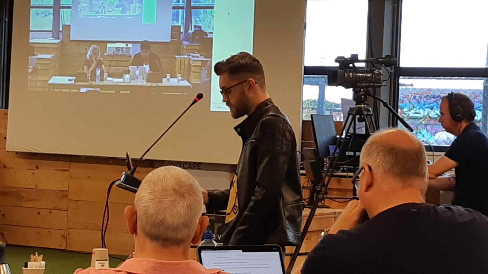 Drie partijen geven gehoor aan oproep van Bram Maas en stellen vragen over ongelijkwaardige ...