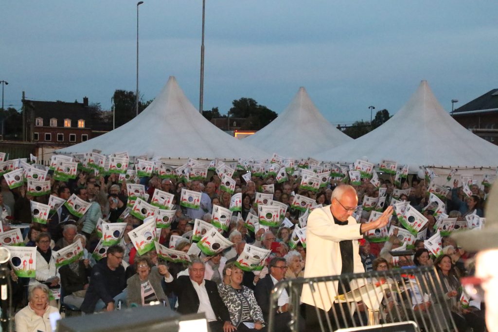 Muziek spelen op het water: na jaren toch Zwaaigatconcert van IQ ...