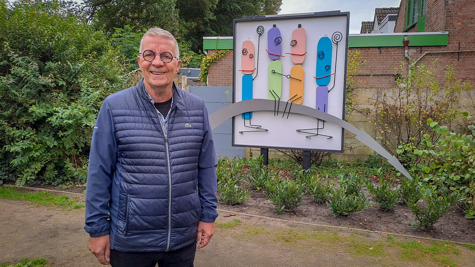 Kunstwerk stond vier jaar in opslag, en is nu stralend middelpunt van ...