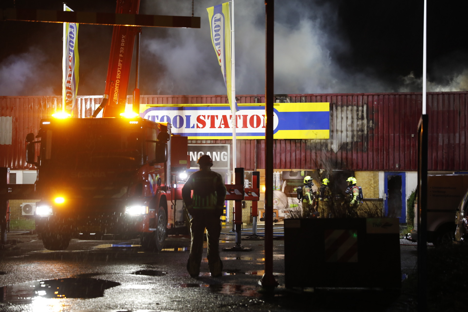 Opnieuw grote brand in pand aan de Kruisakkers Bergen op Zoom
