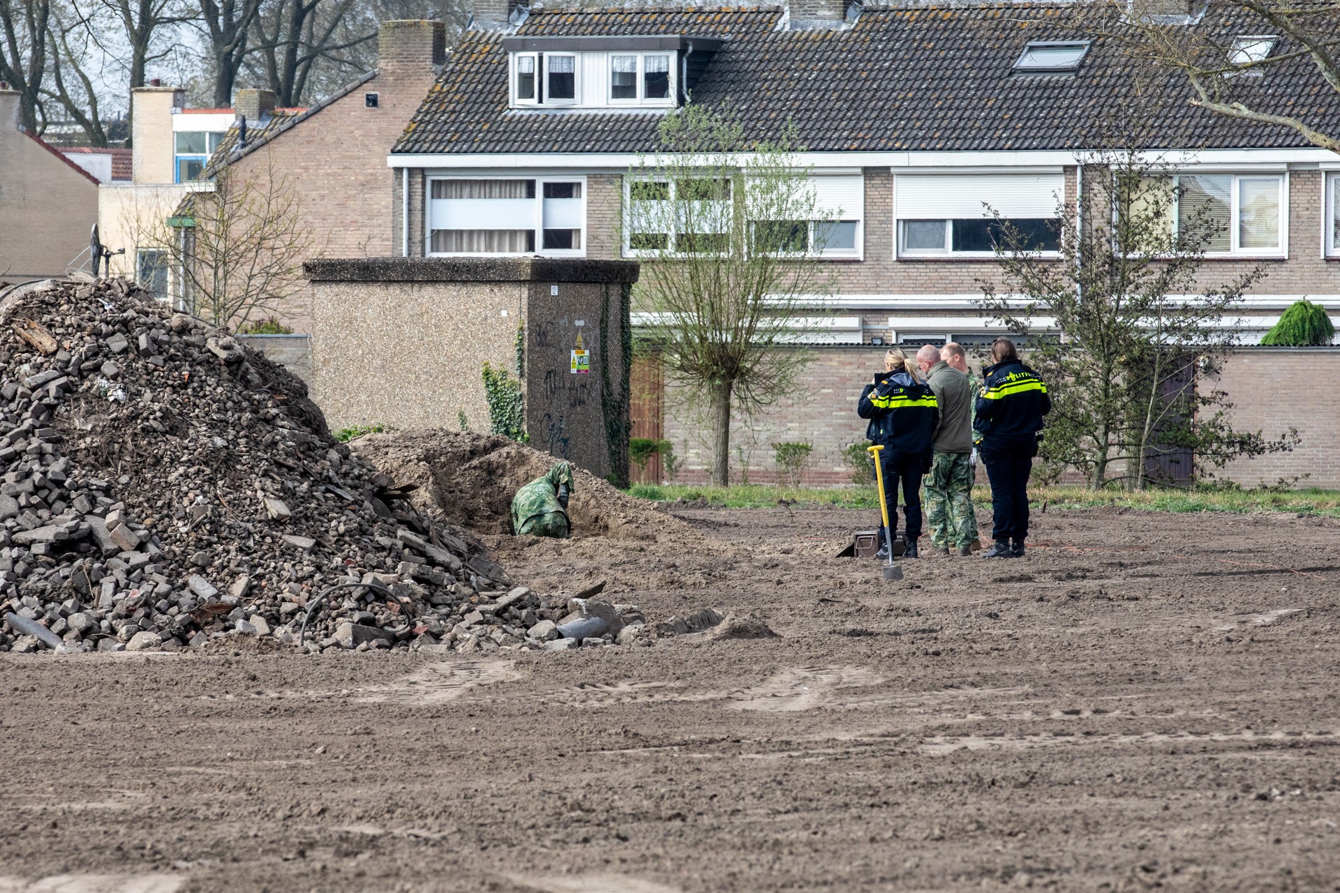Granaat uit Tweede Wereldoorlog gevonden en tot ontploffing gebracht op ...