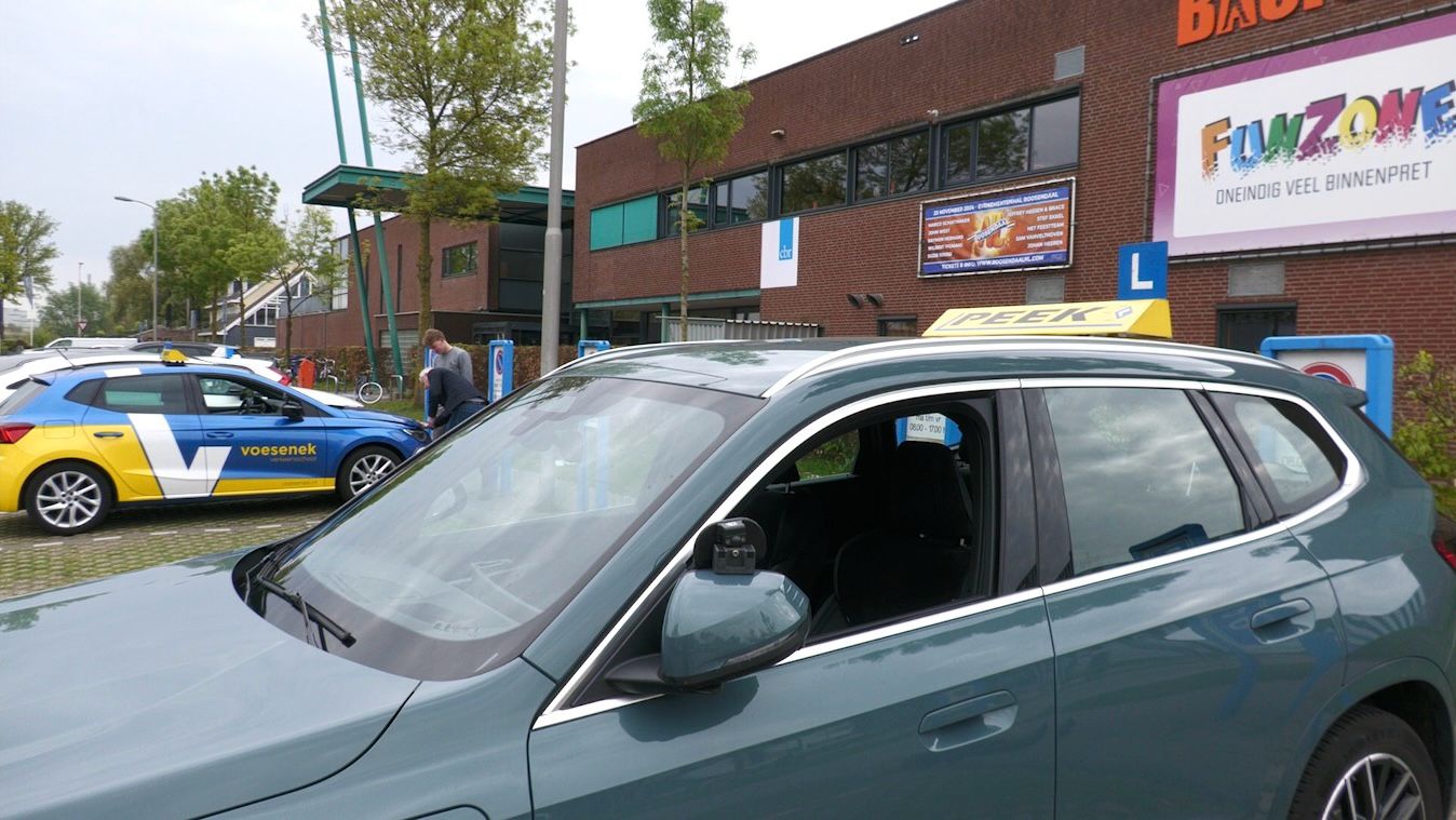 Rij-instructeur Stef Peek: ‘Consument gaat voor kosten vertrek CBR ...