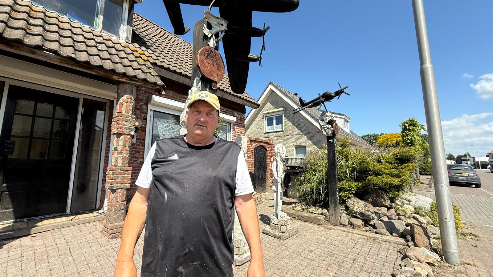 Bijzondere voortuin: Peter uit Steenbergen heeft zelfgemaakte oorlogsmonumenten