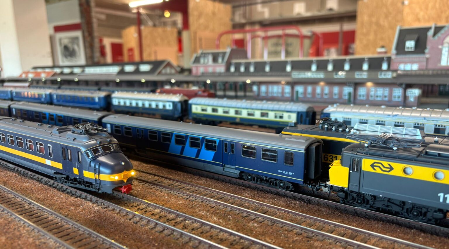 Roosendaalse modelspoor­vereniging al 25 jaar op de rails